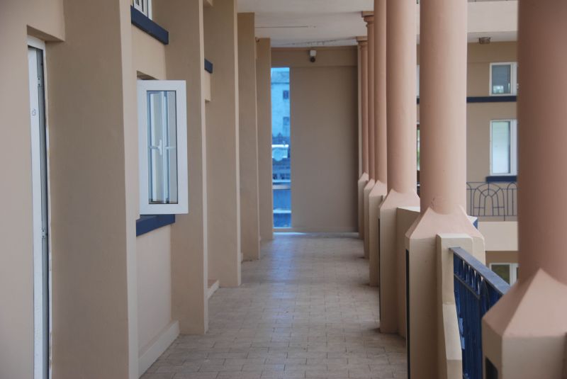 Learning Go Doha - Elegant 8K Dark Textures | Free Download